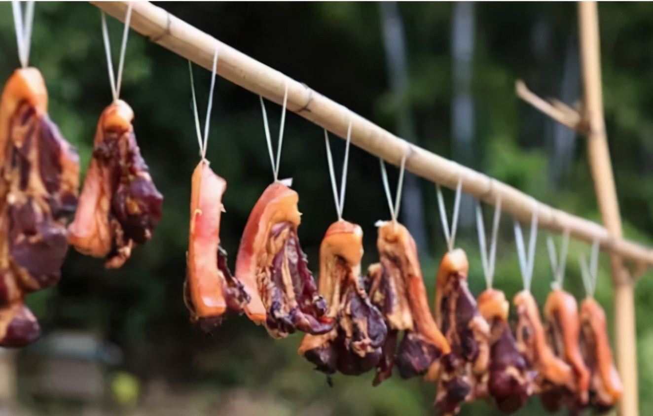 How much salt is appropriate for curing bacon?Keeping this ratio in ...