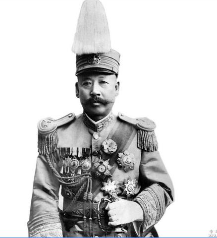 How did the Beiyang warlord's air force expand from 14 to 300? - iNEWS