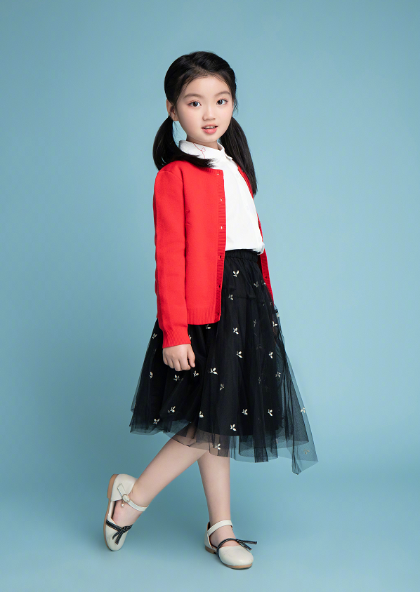 Arale, who made her debut to make money to support her family at the ...