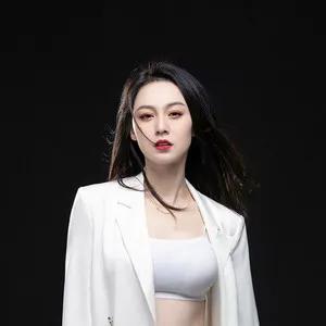 Tang Yi: How did the top Internet celebrities develop? - iNEWS