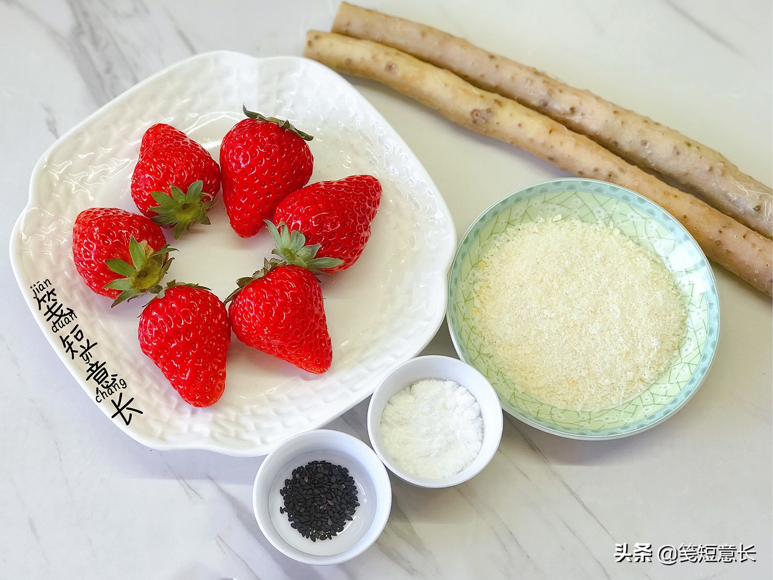 2 yams and 6 strawberries, make a Christmas strawberry snowman for your ...