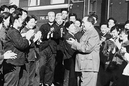 Mao Zedong in the eyes of the special train attendant: a funny ...