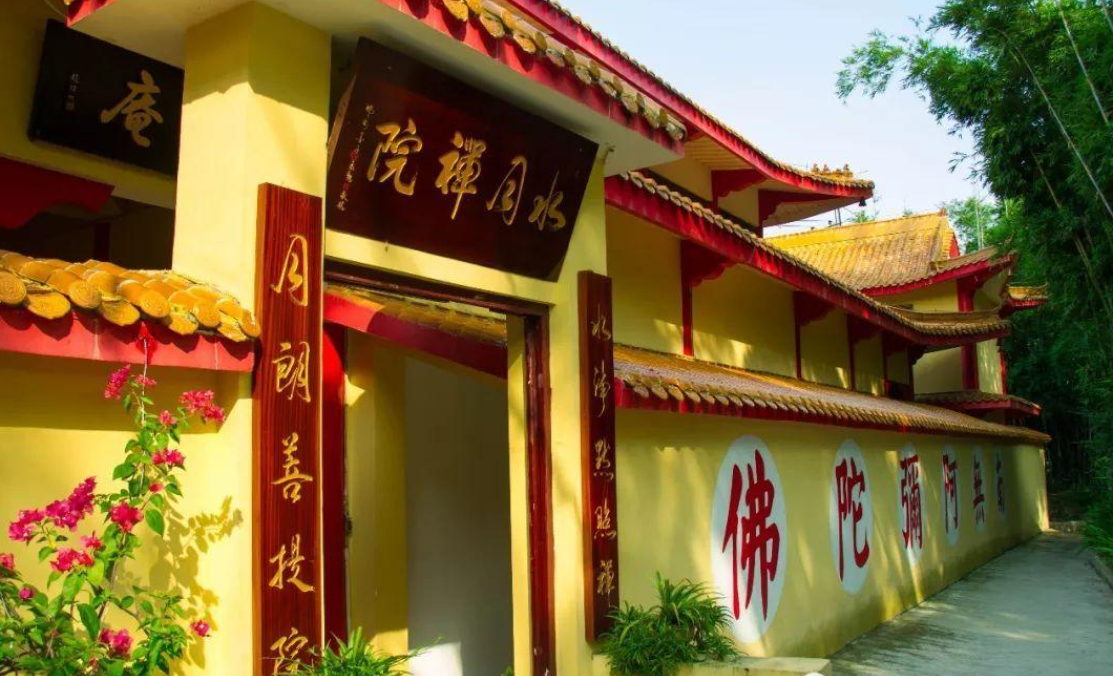 There are countless pilgrims and visitors to the famous temples in ...