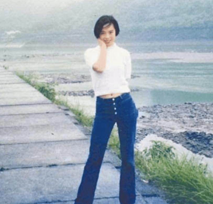 "Queen of the Song" Huang Qishan: Behind the Scenes of Popularity and ...