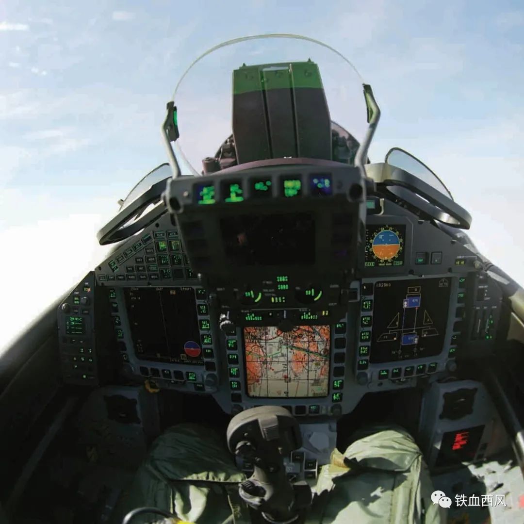 The cockpit of the "Typhoon" fighter - iNEWS