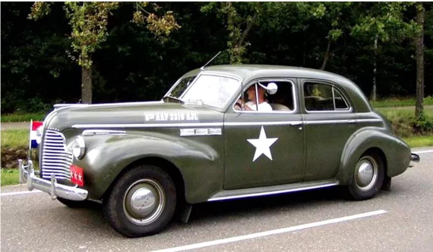 The sedan chair of the military master: a tour of military cars used in ...