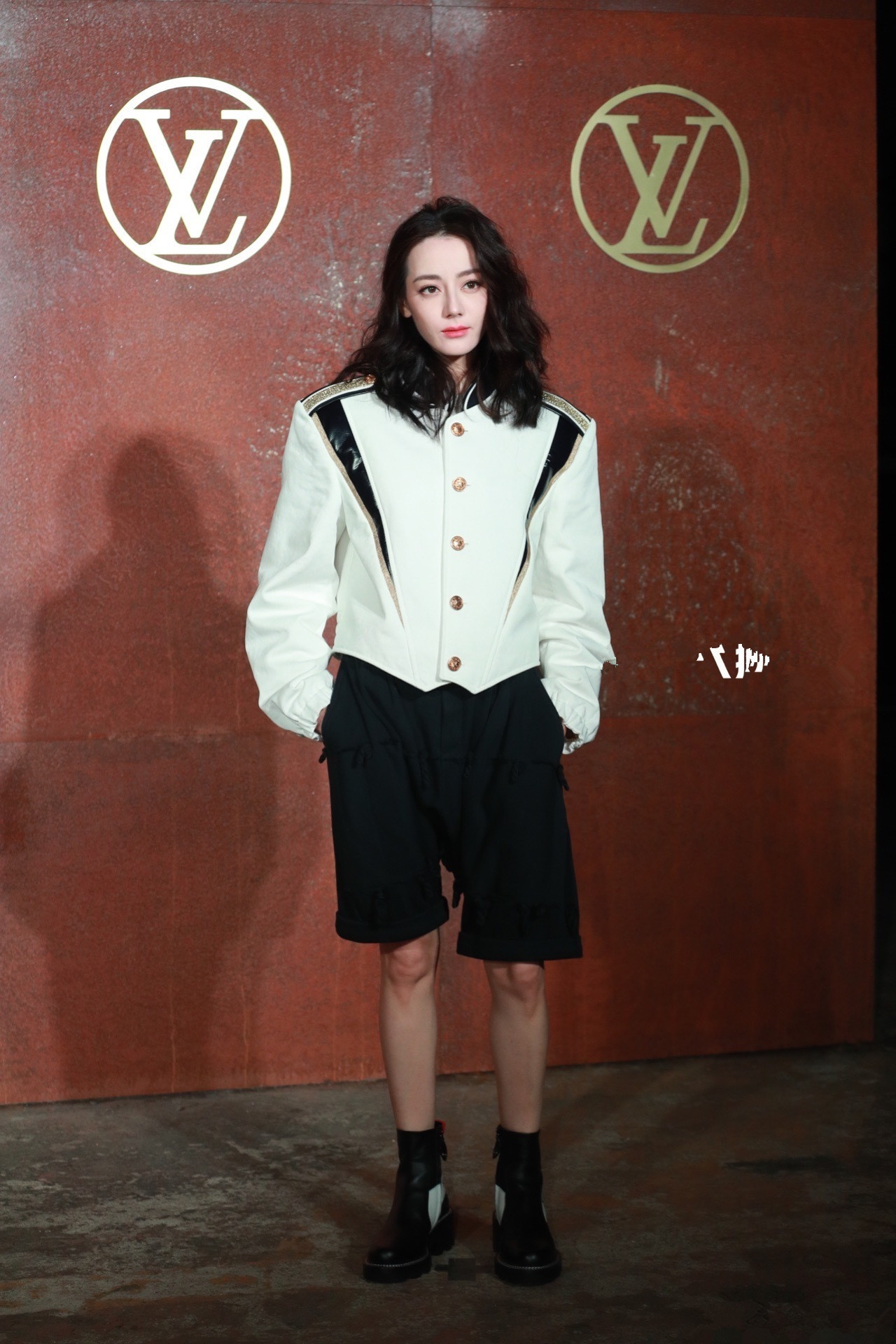 LV show red carpet style: Reba missed, Dongyu Zhou was dry and thin, Zhu Yilong was old, 2 big ...
