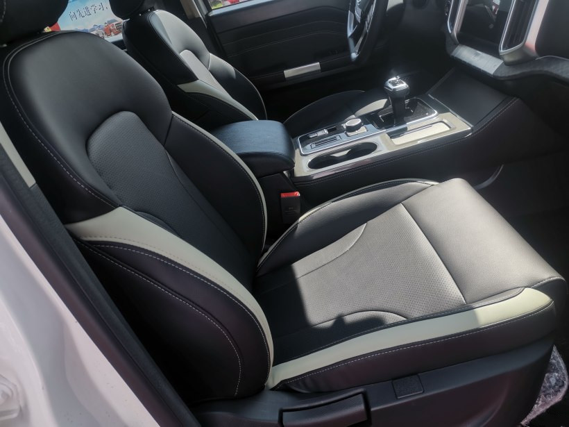 ZTE's full-size G9 pickup truck appeared at the factory, with a ...