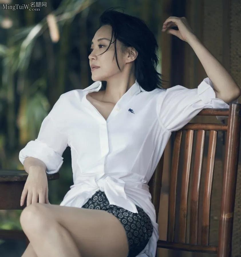 Xu Qing's beautiful legs and jade feet - iMedia