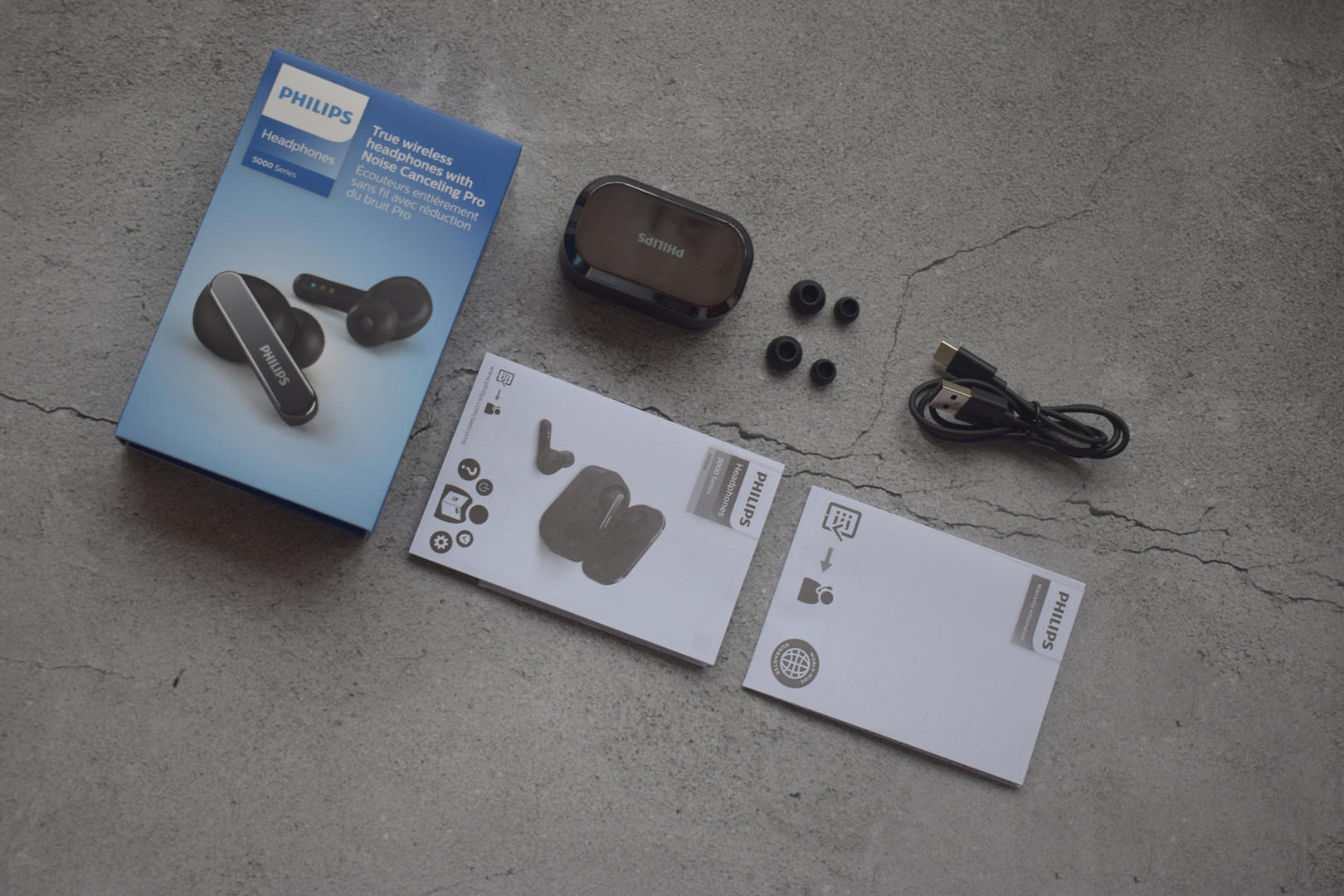 Dual microphone noise reduction, Philips T5506 true wireless headphones ...