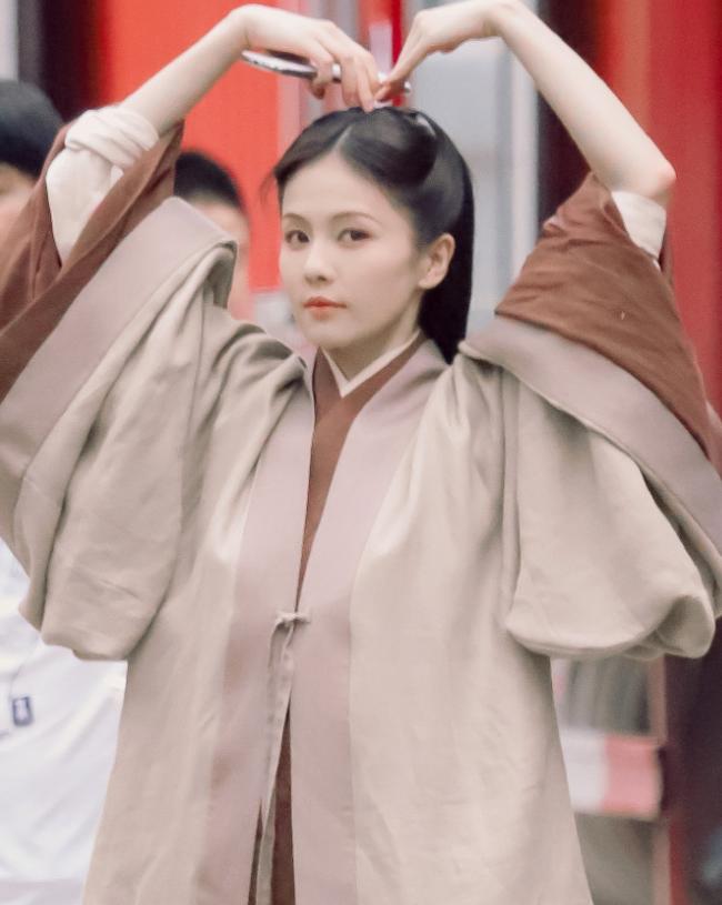 The female celebrities that Yu Zheng most wants to be popular are all ...