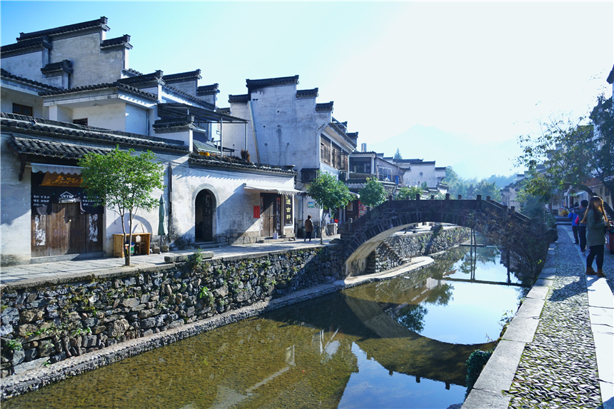 In Anhui's famous Jinshi Village, the Hu family's feng shui treasure ...