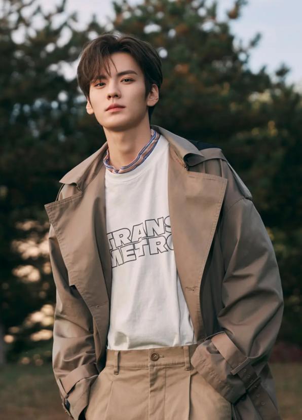 The web drama "Mo Bai" was officially announced, and Zhang Xueying ...