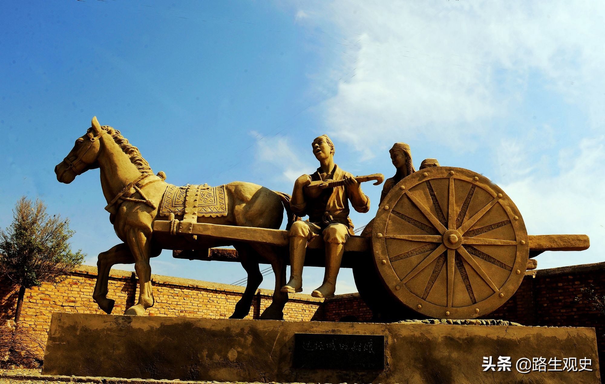 There is a good place in Xinjiang called Kazanqi, where the girls are ...