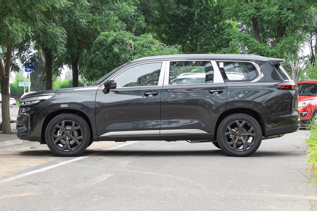 The 2.0T+254 horsepower of the star road is really a perfect match - iNEWS