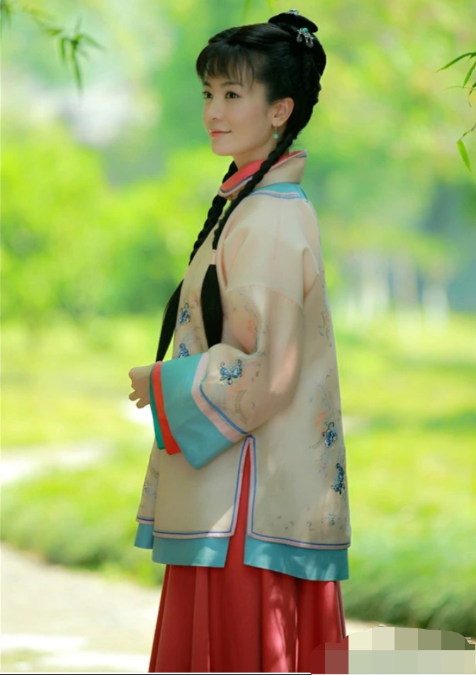 Both dramas were followed in Zhao Wei's footsteps, and there was no ...