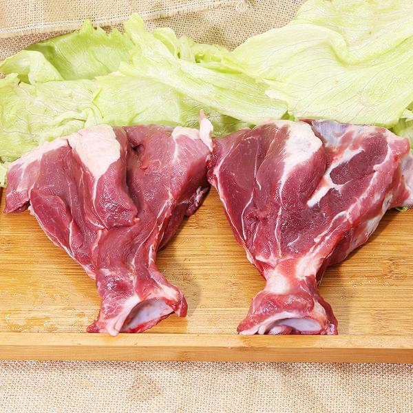 What is the difference between "fan bone" and "tube bone"?It is ...