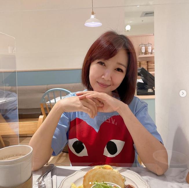 49-year-old Yu Haoran has her figure, but she turns her daughter into a ...