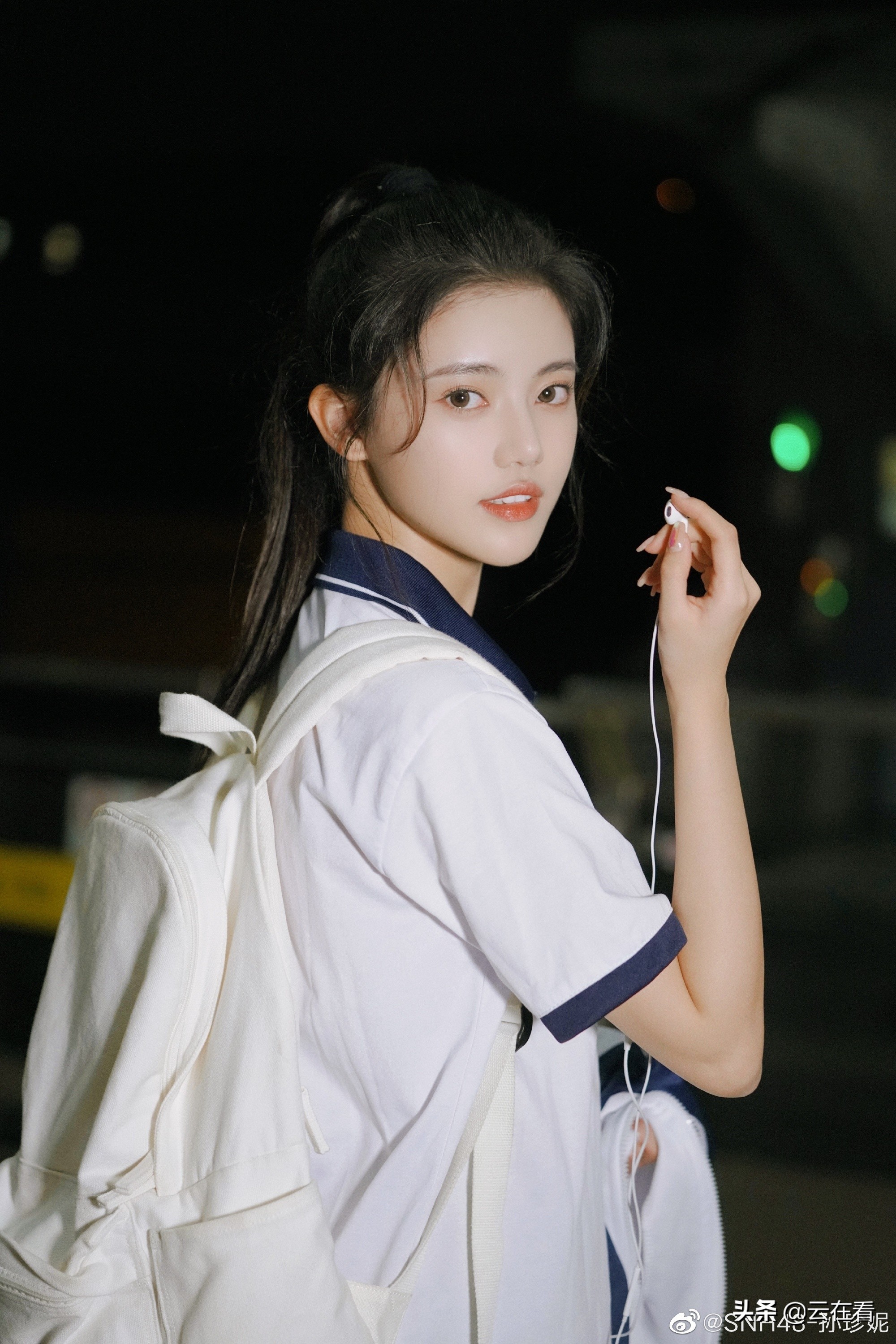 The beauty Sun Zhenni took an innocent photo, so cute - iNEWS