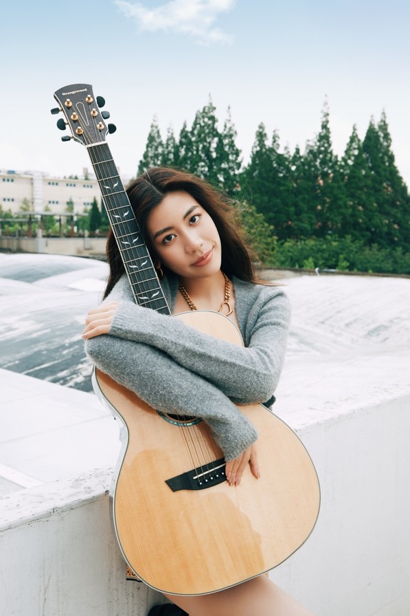 The new single of Wu Qixian's Witch Singing Huan is online, and the new ...