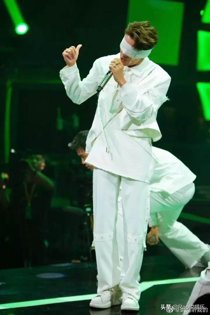 From Duckling to Lambert, Wu Kequn became Bole in the show - iNEWS