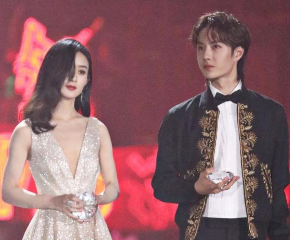 Zhao Liying and Wang Yibo gossip goes viral, being stripped of a couple's necklace, the same ...