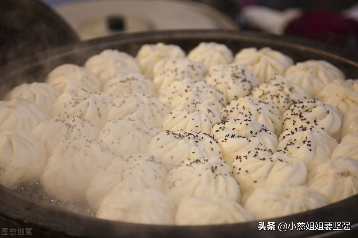 Shanxi donkey meat dumplings and donkey meat buns on the tip of the ...