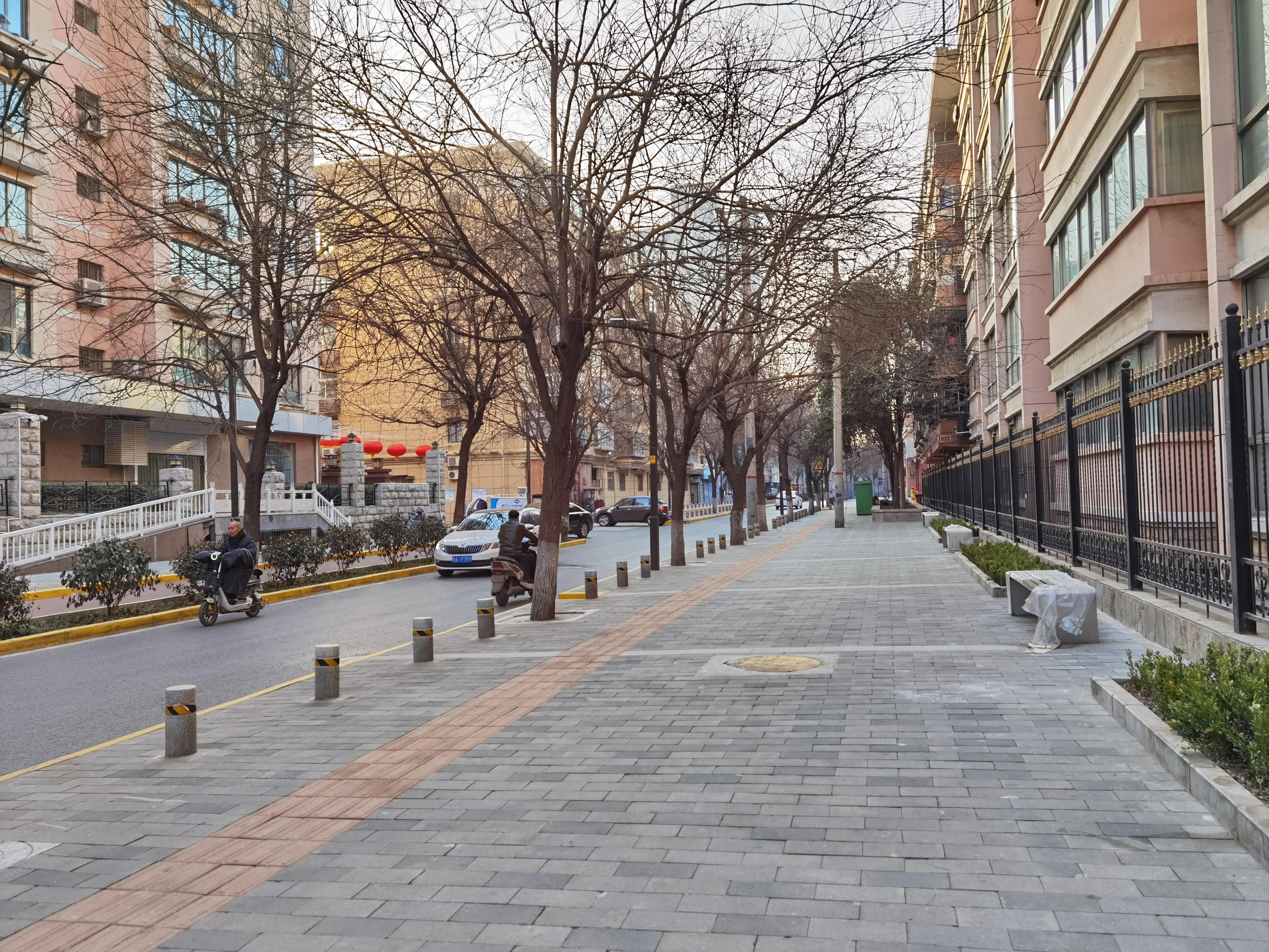 The streets of Xi'an-Liangjia Archway - iNEWS