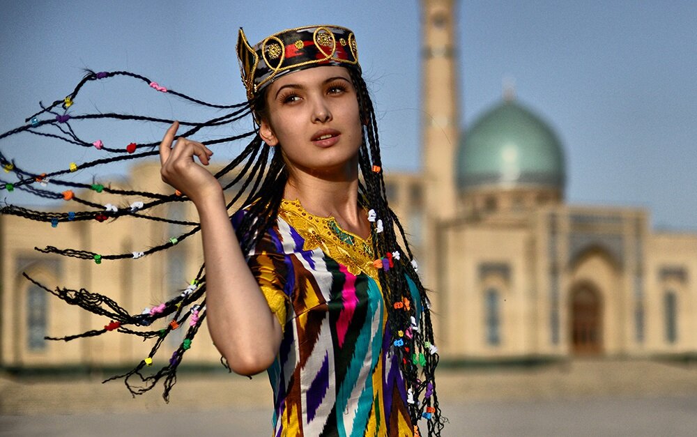 Where are the braids of Uzbek women? - iMedia