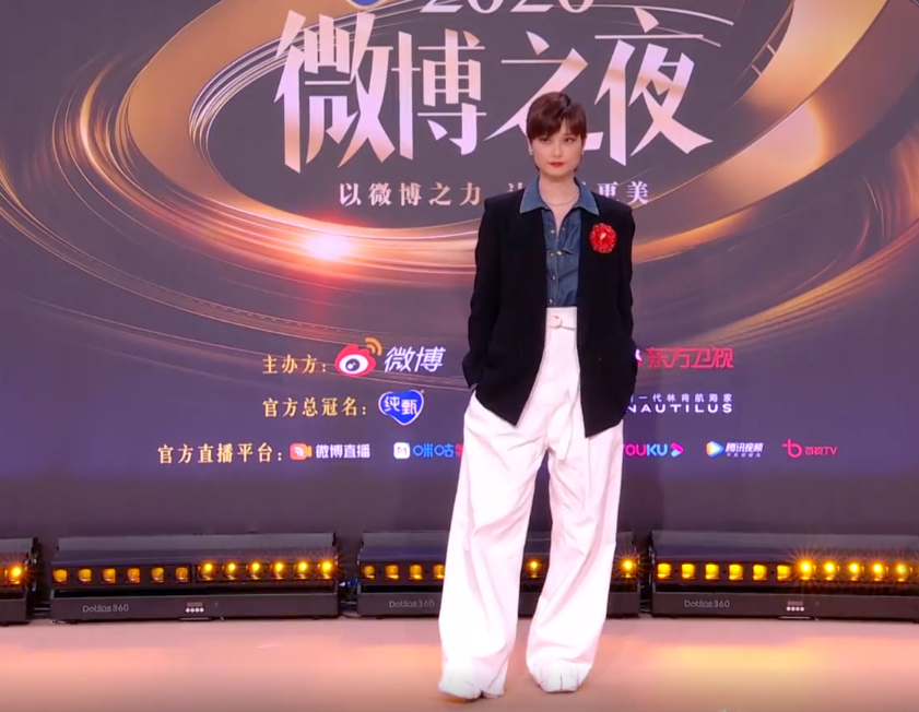 Weibo Night Actress Douyan: Reba is exquisite like a doll, Jiang ...