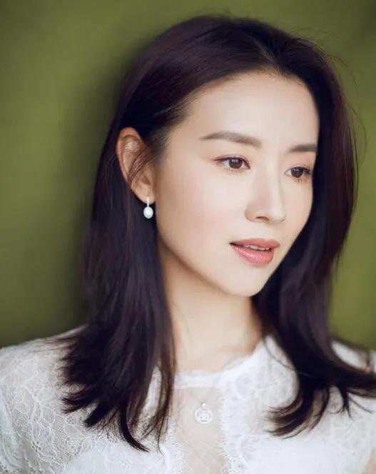 Who is the "fish that slipped through the net" in the entertainment ...