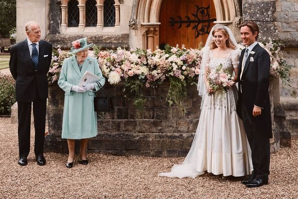 Princess Beatrice's daughter Sienna officially becomes the royal heir ...