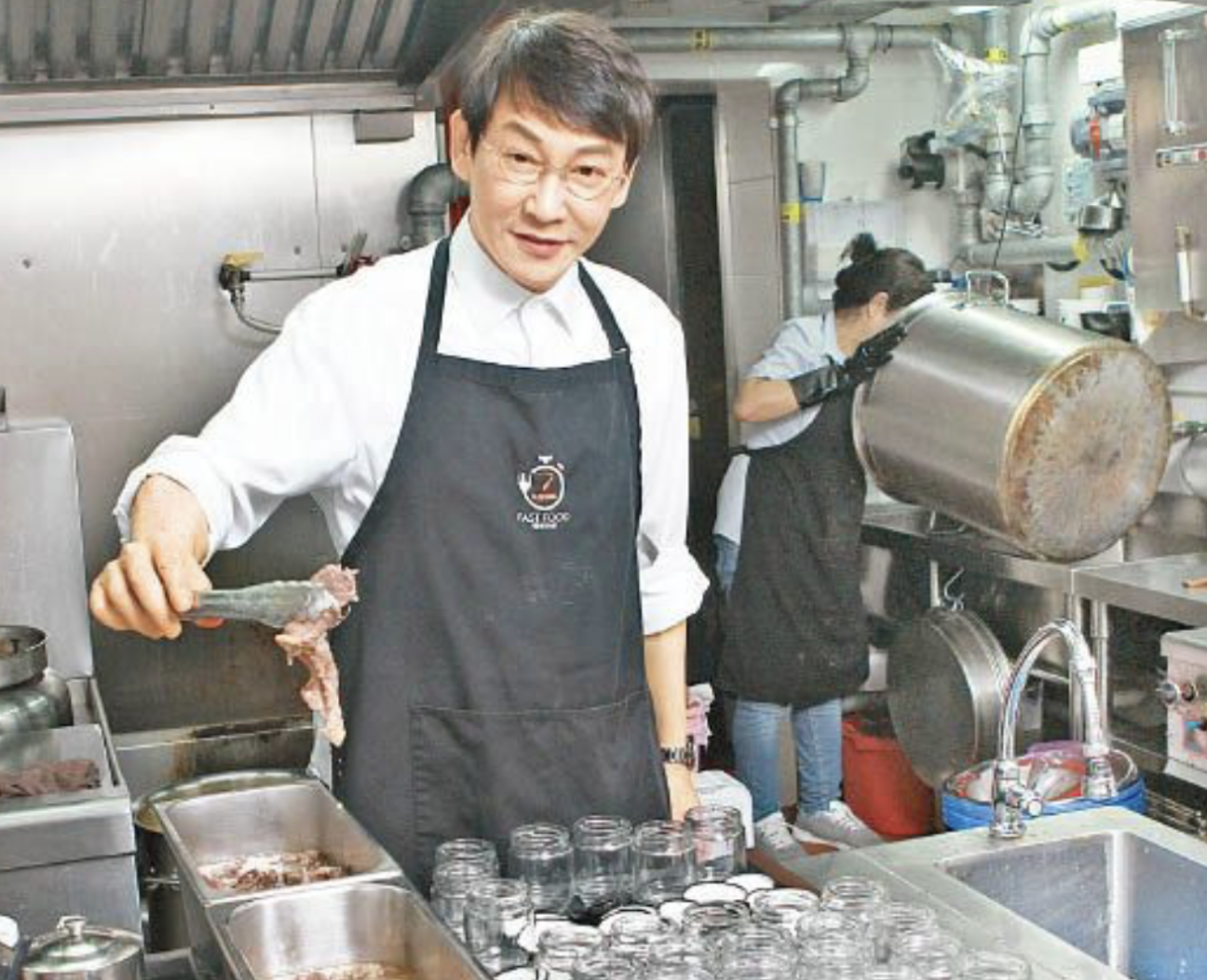 Wu Qiming restaurant closed down and refused to come back to acting ...