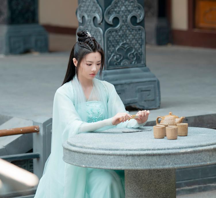 "Yulong" female second acting skills are too embarrassing?She has ...