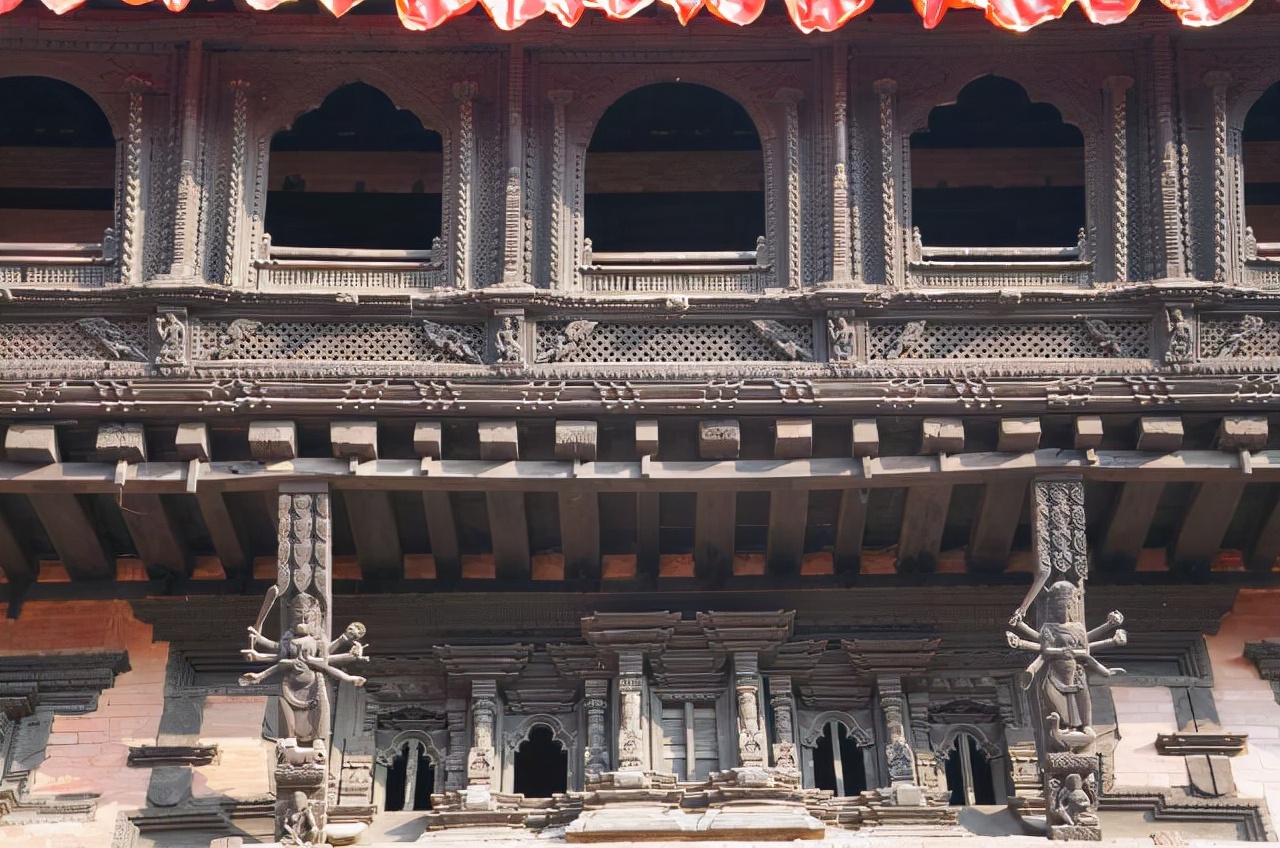 After nearly four years, Nepal's "Single Wooden Temple" is about to be ...