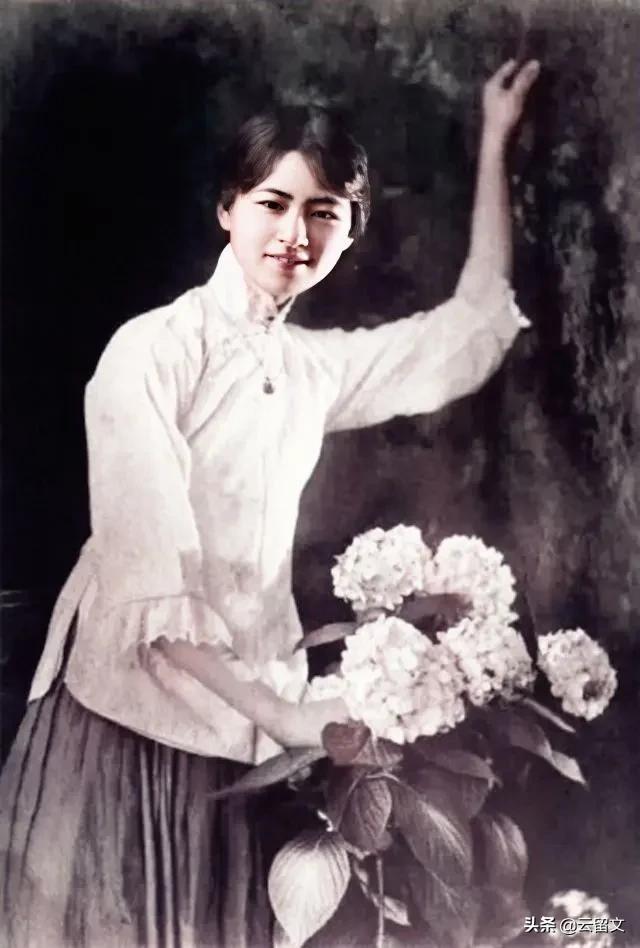 The Story of the Talented Girl "Lu Xiaoman" of the Republic of China - iNEWS