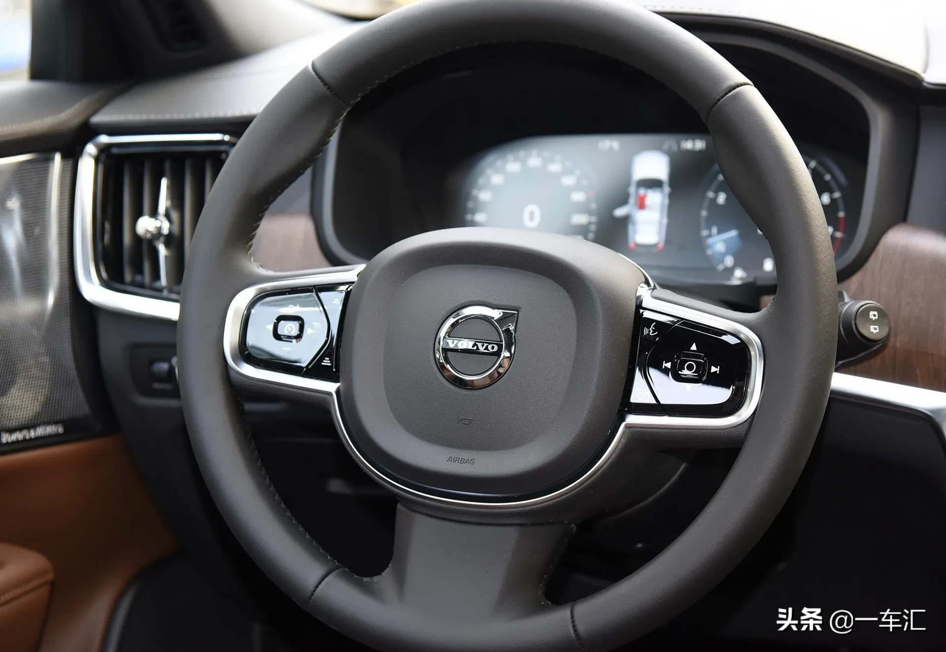 2.0T輕混+四驅，沃爾沃新款V90CC，算不算是小眾好車 - 頭條匯