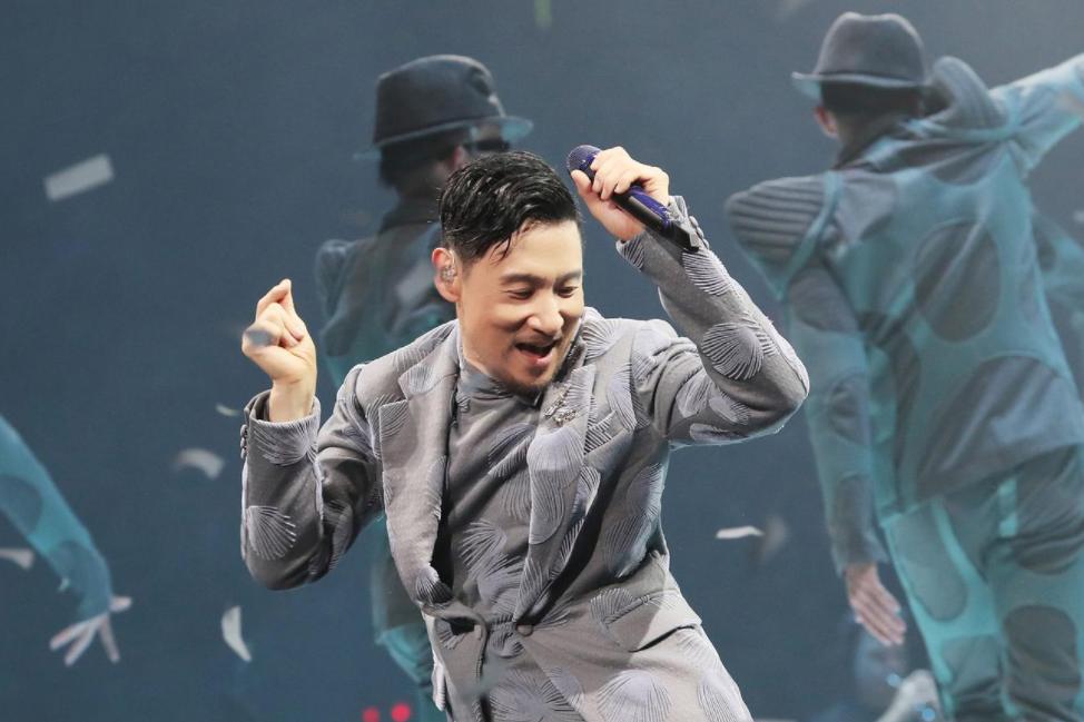 Jacky Cheung's daughter is very sweet, and Jiang Wen's daughter has ...