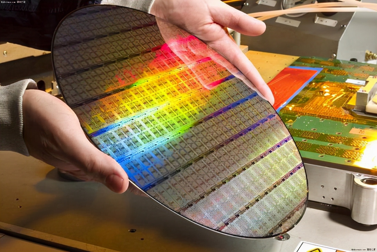 The rise of new chip manufacturing technology!Without EUV lithography ...
