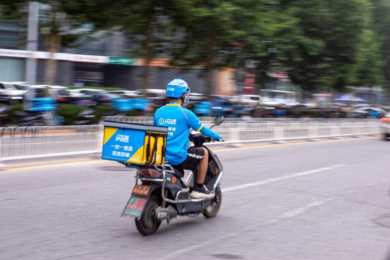 In-depth interpretation of the "one-to-one" service model, how does the ...