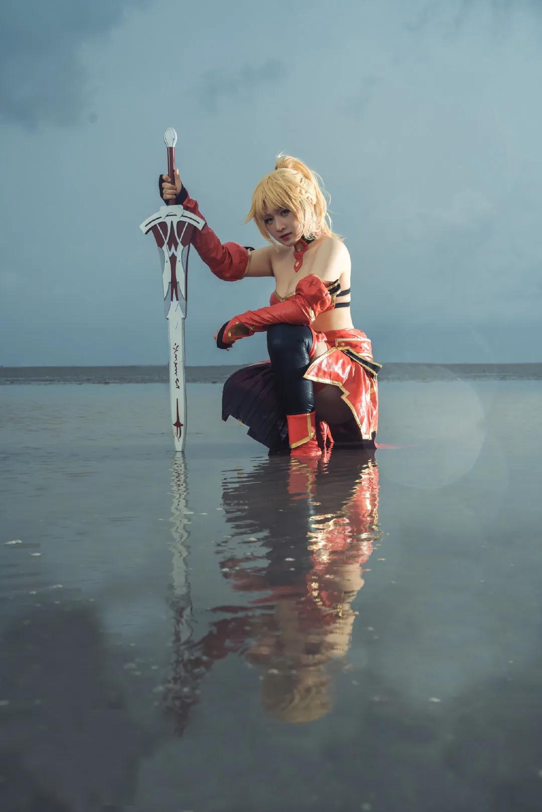 COS：FGO莫德雷德COS正片@Zyra秋 - 資訊咖