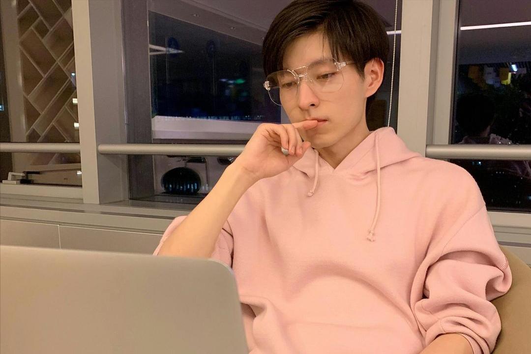 Another early marriage star in the entertainment industry!Both husband ...