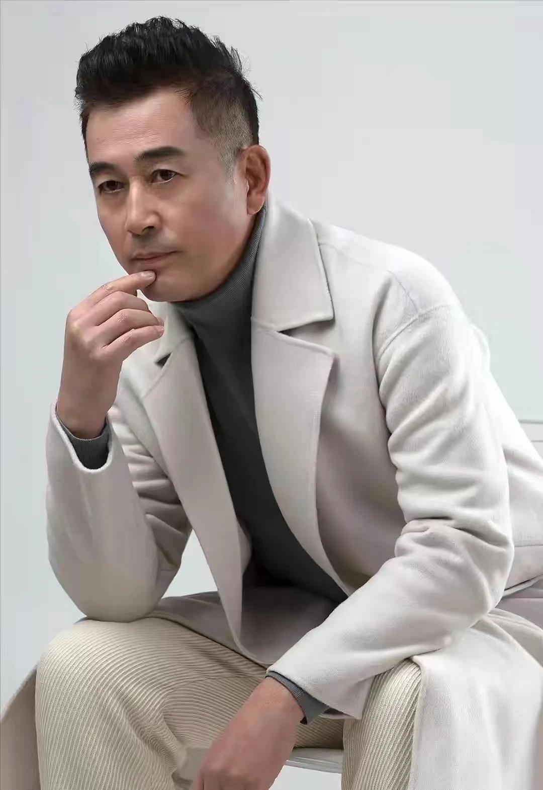 "Uncle Merry" Wang Zhifei's three love stories: each one is not simple ...