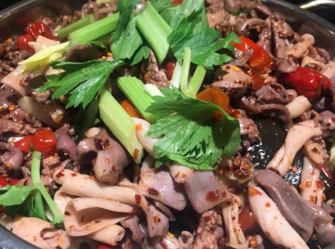 The ancient town of Chongqing is known as the No. 1 chicken grocery ...