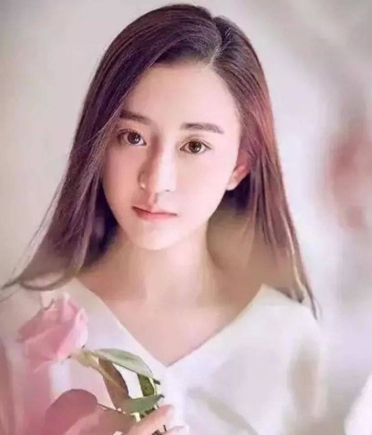 Wu Xiubo's "lover" Chen Yulin's life in prison was suspected to be exposed: wearing Tie Lian ...