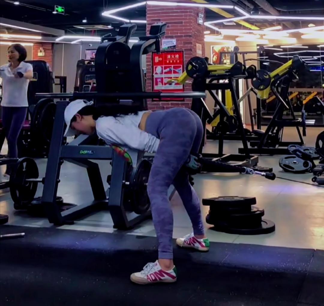 Fitness instructor Allison Lloyd: Make all women beautiful!4 actions to ...