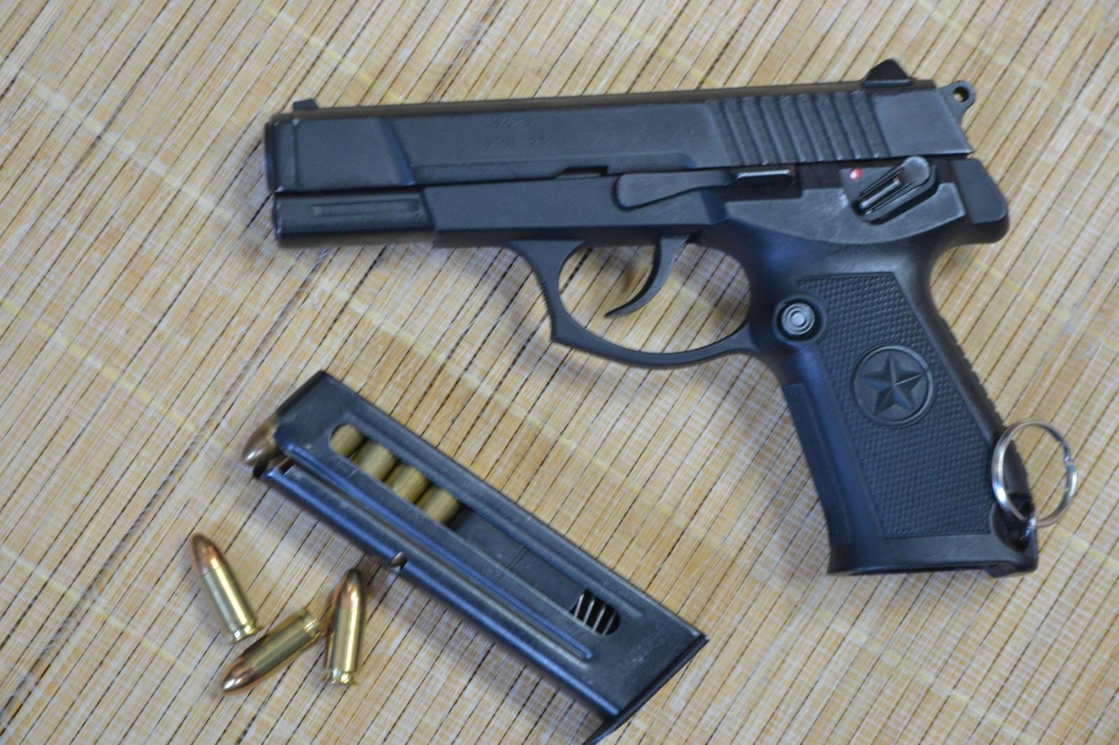 Three pistols independently developed by China, designed in line with ...