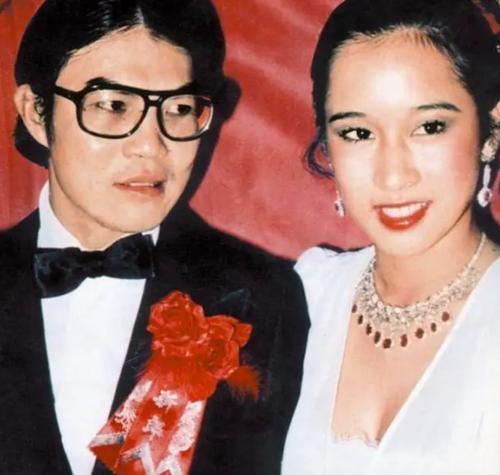 50-year-old Zhu Lingling married a wealthy family and left the Huo ...