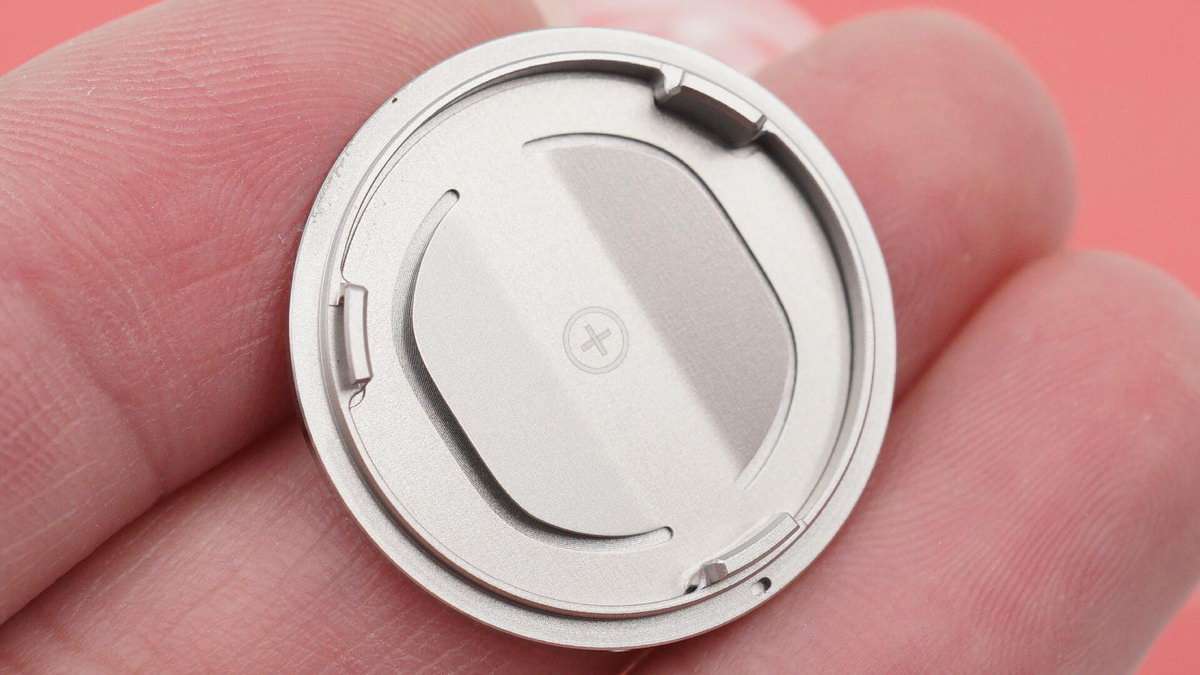 Tracking or being tracked?Apple AirTag use + disassembly to give you ...