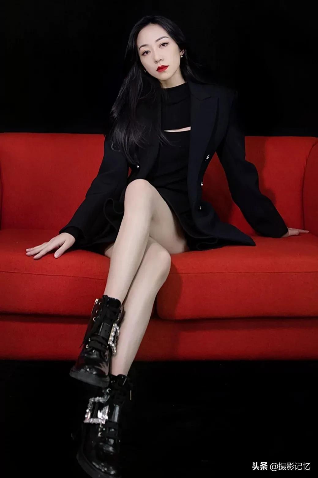 Han Xue: Extraordinary temperament, different feeling - iNEWS